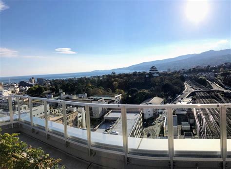 ミナカ小田原で楽しむ料金無料の展望足湯庭園体験手ぶらでもOK