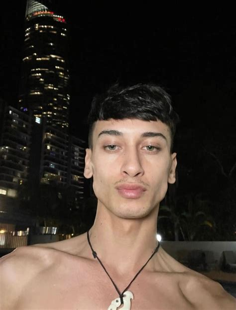 Zeff Male Gay Bi 18 To 24 Yrs Looking In Sydney Eastern Suburbs