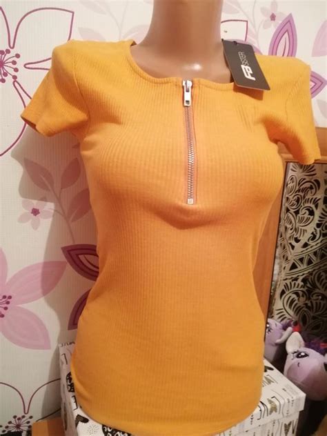 Футболка — ціна 250 грн у каталозі Футболки Купити жіночі речі за