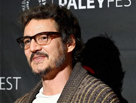 Pedro Pascal Woke Up And Decided To Break The Internet Again The Mary Sue