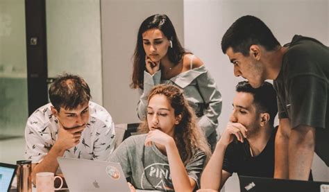 comment la simplification du stack applicatif peut elle être un