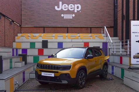 자동차 지프 신병 받아라” 배터리 있어도 오프로드 달리는 전기차 ‘시승기