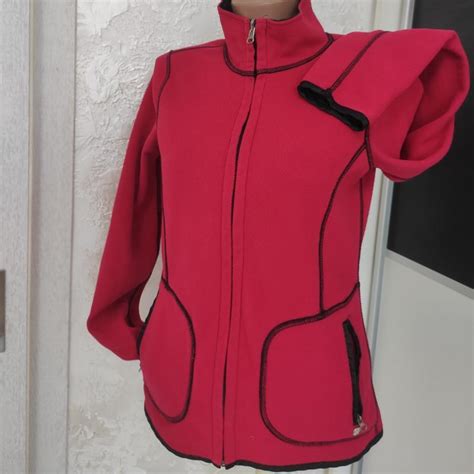 Малинова рожева флісова жіноча кофта Xs S р208 — ціна 161 грн у каталозі Кофти Купити жіночі