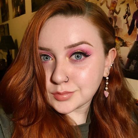 15 Chicas Con Piercings En La Nariz Que Te Harán Querer Uno