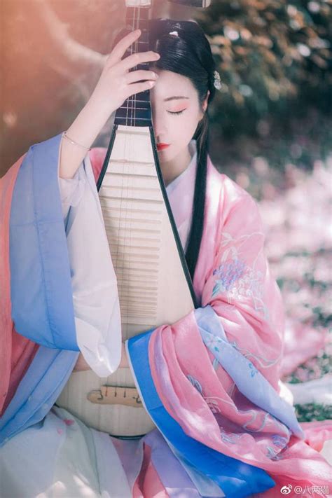 我们常说的这些脍炙人口的诗句，原来都出自“诗魔”白居易