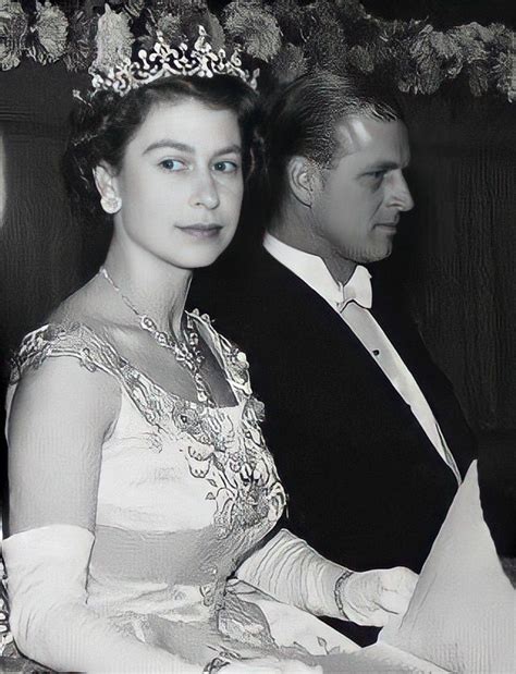 30 Rare And Stunning Vintage Photos Of A Young Queen Elizabeth Ii In