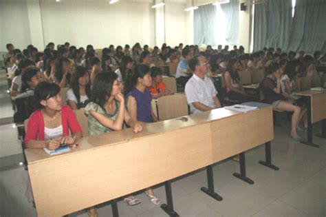 西安交通大学城市学院外语系举办期末复习考试及暑期社会实践专题讲座 西安交通大学 城市学院