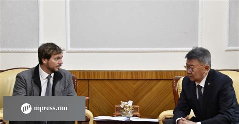 ЕАБХАБ ын Ардчилсан институц хүний эрхийн албаны зөвлөхүүдийг хүлээн авч уулзлаа