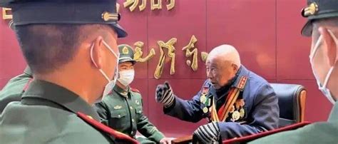 67年前的红色记忆 一江山岛战役参战老兵给新兵上了下队第一课武警浙江总队台州支队的战斗