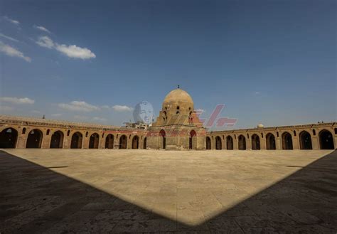 بوابة روز اليوسف جامع أحمد بن طولون منارة مصرية شيدت على الطراز العبّاسي