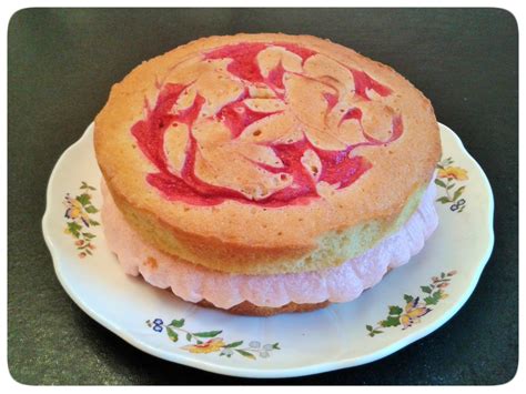Recipe Raspberry Ripple Sponge Cake Art And Soul