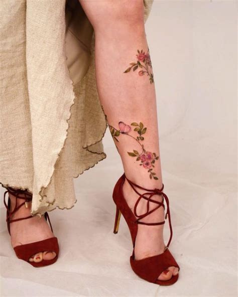 9 Vibrant Colourful Floral Leg Tattoos Best Flower Tattoo On Legs