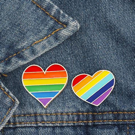 Prideoutlet Lapel Pins Retro Rainbow Pride Heart Lapel Pin