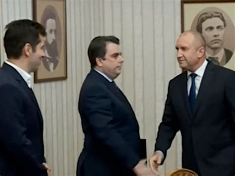 Президентът на среща с Продължаваме промяната