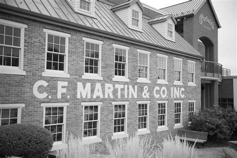 Features Guitar Interactive Magazine