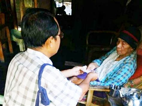 ရန်ကုန်တောင်ပိုင်းခရိုင် တံတားမြို့တွင် ပုံမှန်ဝင်ငွေမရှိသော အခြေခံလူတန်းစားများအား တတိယအကြိမ