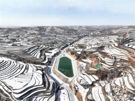 甘肃静宁：雪景如画 人民图片网