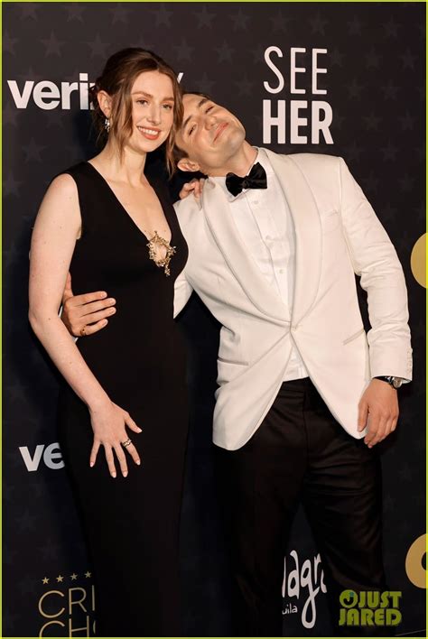 Fargos Juno Temple Brings Boyfriend Michael Szymanski To Critics