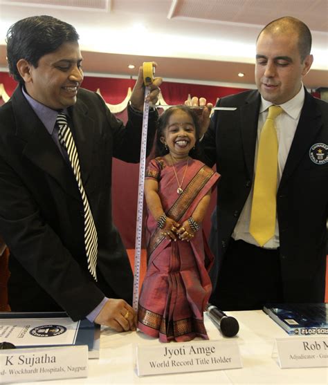 Jyoti Amge Is Worlds Shortest Woman Photos Of The Guinness World Records Holder Ibtimes India