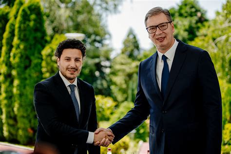 Абазовић се састао са предсједником Србије Вучићем Pogled Me