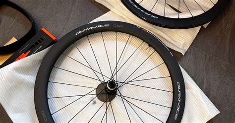 시마노 듀라에이스 휠셋 12단 튜블리스 카본 R9270 C50 개포3동 스포츠레저 당근 중고거래