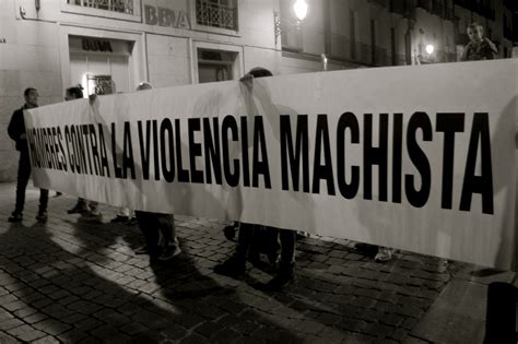 Hombres Contra La Violencia Machista En Sevilla