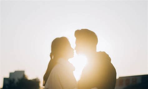 女人身上这三个 地方”越小，男人越喜欢，就算是二婚也会抢着娶