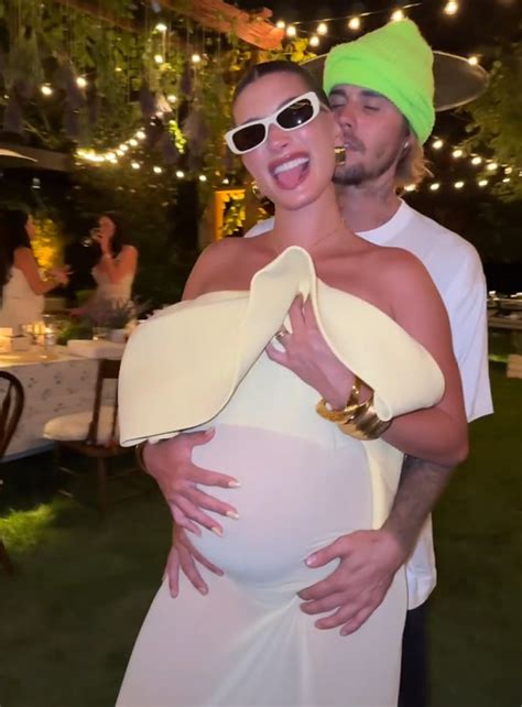 저스틴 비버 만삭 아내 배 만지며 행복한 표정 “출산은 언제”[해외이슈]