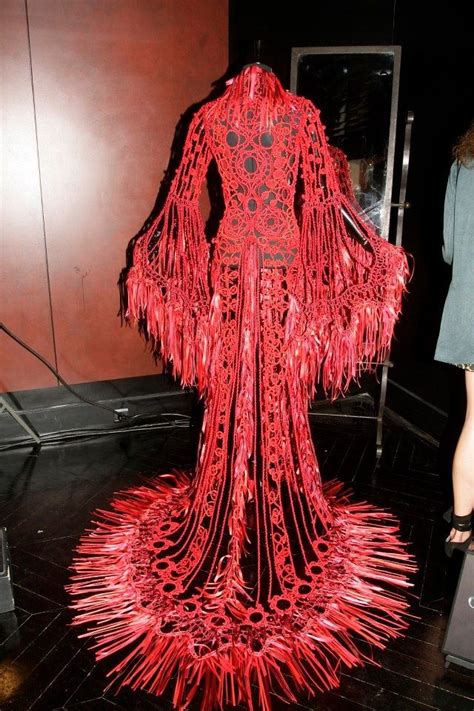 Olivier Theyskens Fall 1998 Ready To Wear Collection Artofit