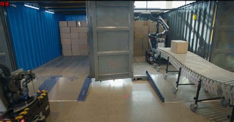 1시간에 상자 800개 운반현대차 인수 美업체 로봇 내년 현장서 뛴다