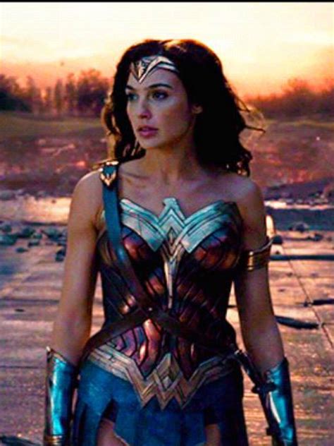Gal Gadot Meet The New Wonder Woman