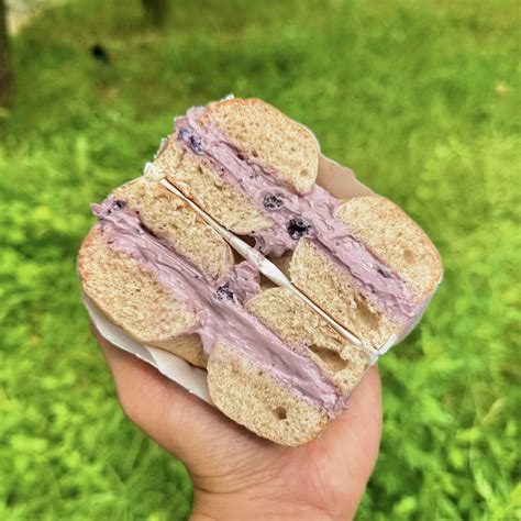 더치디씨씨커피 공식계정 달달하게 옛맛 그대로 우리가 아는 익숙한 그맛 달다방 커피☕️ 여기에 크림까지 추가하면 극락이쥬 🤤 달다방커피and크림달다방커피는 더치