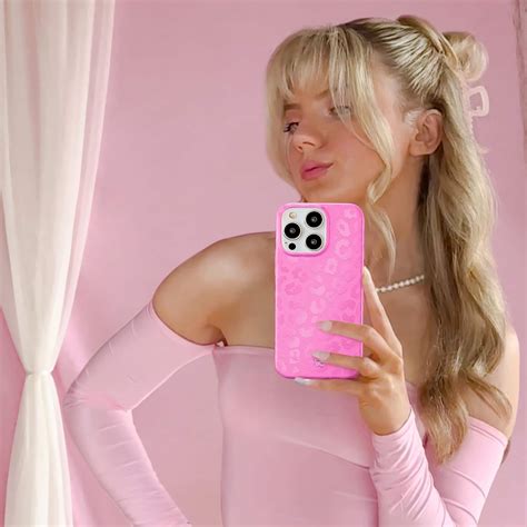 Velvet Caviar Magsafe Case For Apple Iphone Pro Hot Pink Leopard Vrp Best Buy