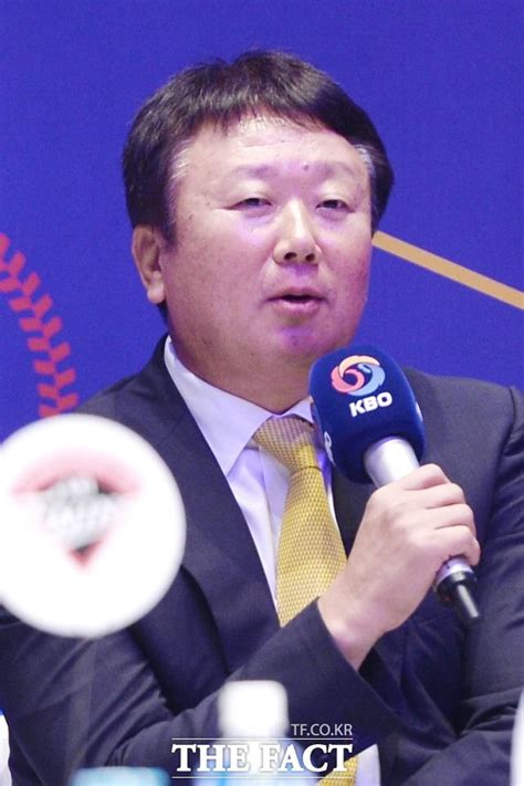 선동열 국대 감독으로 도쿄서 베이징 신화 재현 나선다 야구 기사 더팩트