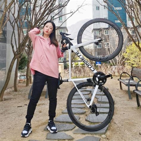 입문용 로드자전거 추천 코메트 바이시클 스피릿 시마노 105 Di2 화이트 네이버 블로그