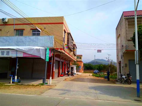 城郊街大山谷图库