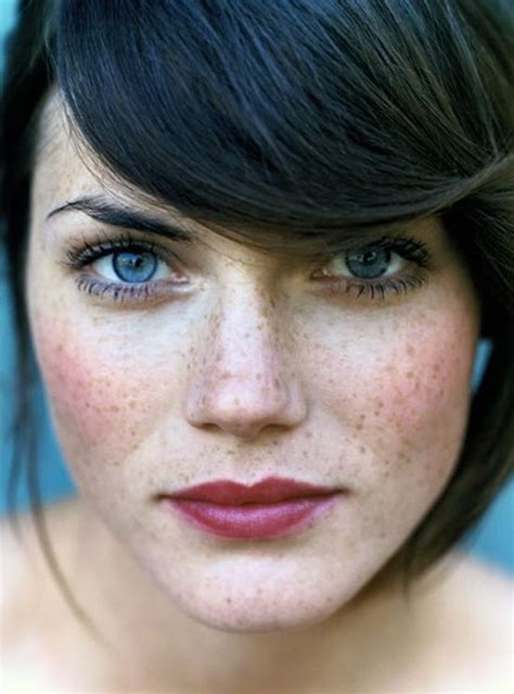 Freckles And Blue Eyes Fair Skin Makeup Beautiful Freckles Freckles