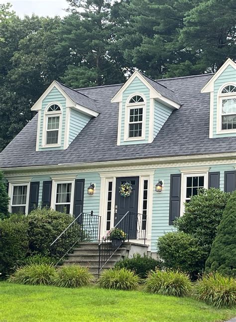 Benjamin Moore Palladian Blue Hc 144 Is It Blue Or Green