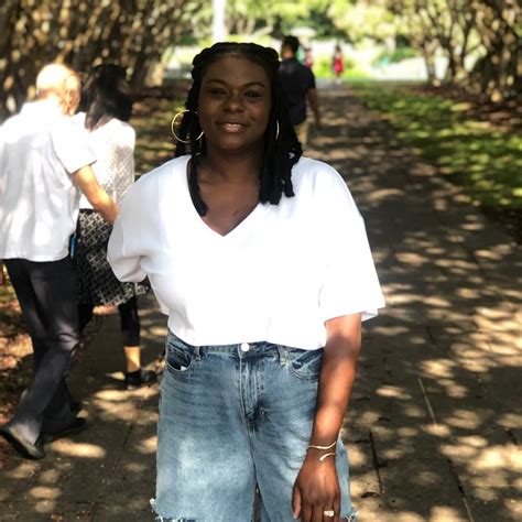 Danielle Middleton Youtube