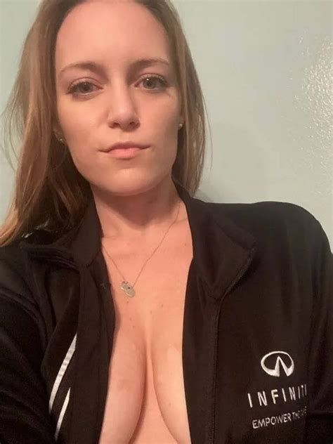 46 Busty Girls Who Definitely Got Everyones Attention Barnorama