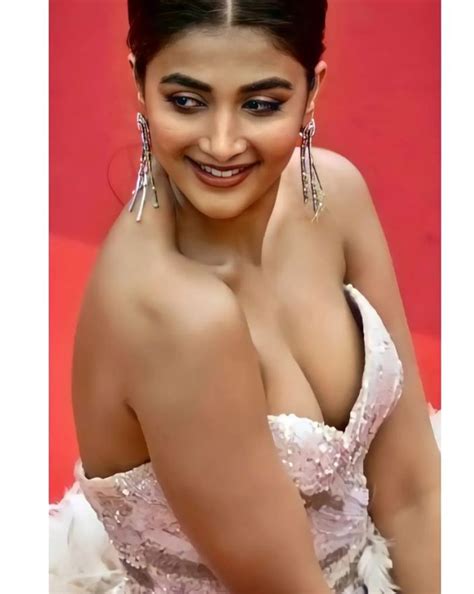 Pooja Hegdes Astonishing Pictures The Live Ahmedabad