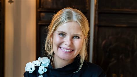 Sofie Linde Kunne Rigtig Godt Tænke Sig Det Men Det Går Slet Ikke Billed Bladet