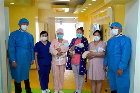 Олон улсын хүүхдийн баяраар нэг охин хоёр хүү мэндэллээ Дорнод аймаг