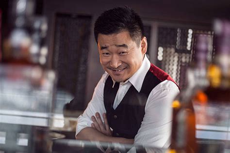 王景春个人资料 王景春老婆 身高 年龄 李晶 星爪时尚网