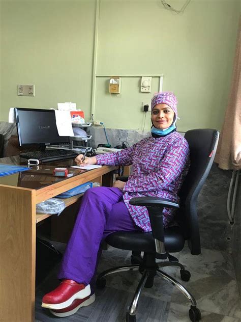 تماس با ما دکتر نادری صفا