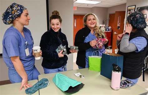 Utc Nurse Anesthetist Students Scrub Caps A Hit Claiborne Progress