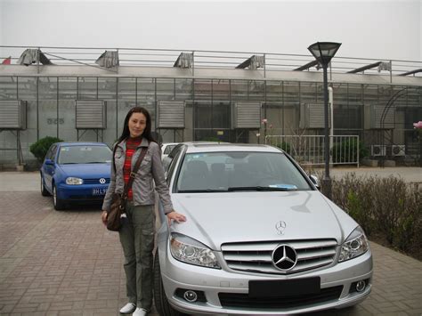 咏梅的简介年轻时的咏梅栾树和咏梅大山谷图库