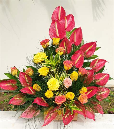Arreglo Lluvia De Anturios Floristeria Deluxe