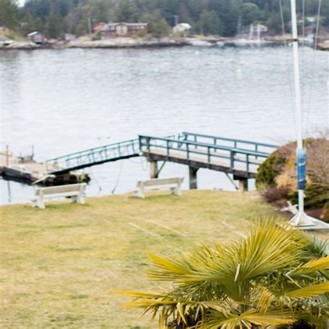 Book Accommodation Lund Bc Lund Resort At Klah Ah Men