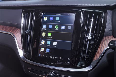 ボルボv60アルティメットb4の走りの完成度がエンジン変更によって爆上がり！ マイルドハイブリッドだから大したことないと思ったら大間違いだった 自動車情報・ニュース Web Cartop